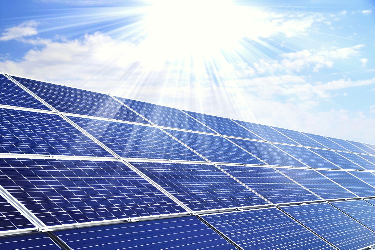 A energia solar é acessível? Entenda! - Carbono Zero